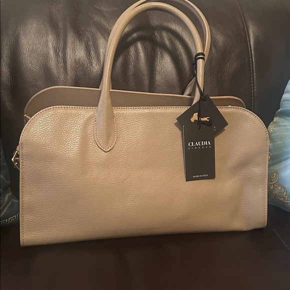 Claudia Firenze | Bags | Claudia Firenze Leather Nwt Shoulder Bag ...